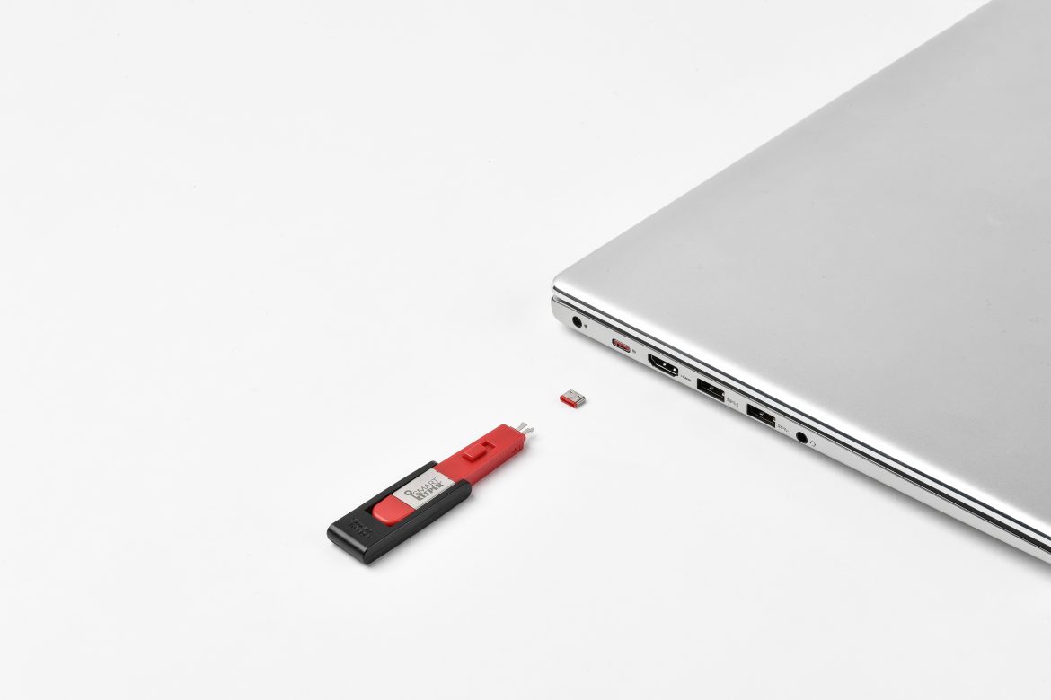 USB-C Port Lock - Physical Cybersecurity Solutions in Dubai | Smartkeeper